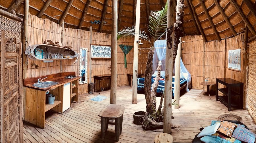 Ngepi Camp: Chalet in Okavango Panhandle