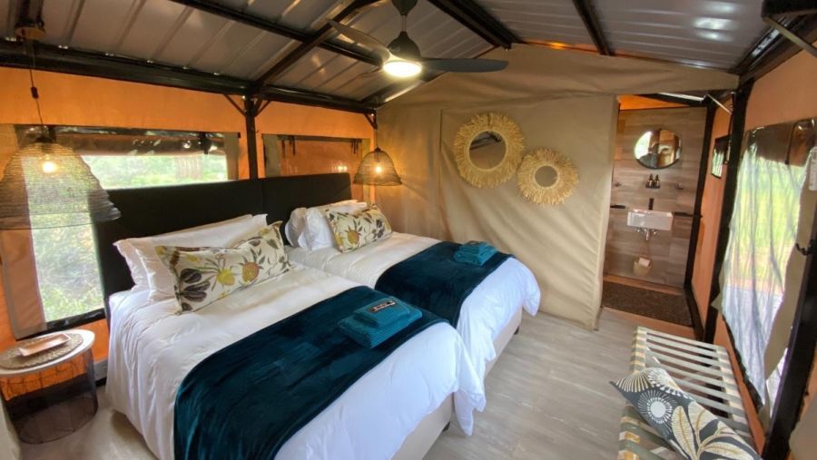 Kameeldoring Glamping: Self Catering in Gobabis
