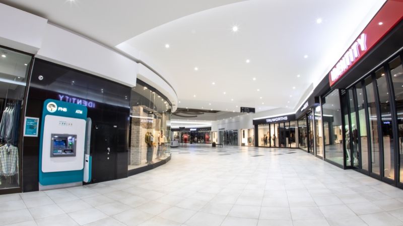 Dunes Mall: Shopping in Walvis Bay
