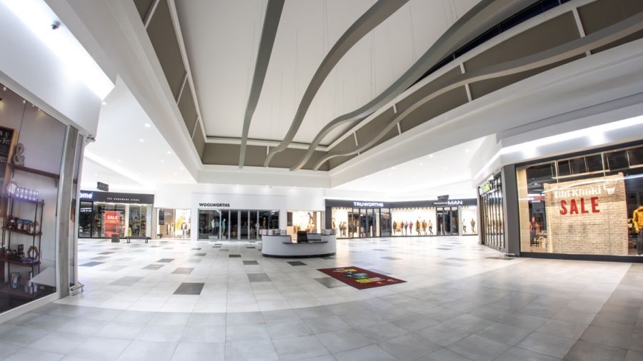 Dunes Mall: Shopping in Walvis Bay