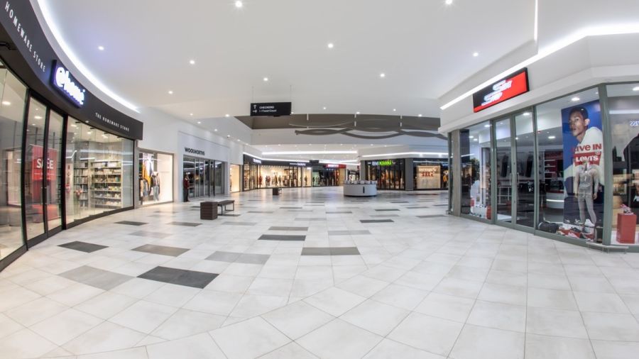 Dunes Mall: Shopping in Walvis Bay