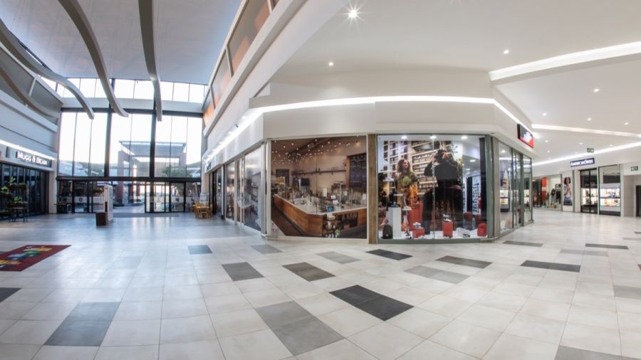 Dunes Mall: Shopping in Walvis Bay
