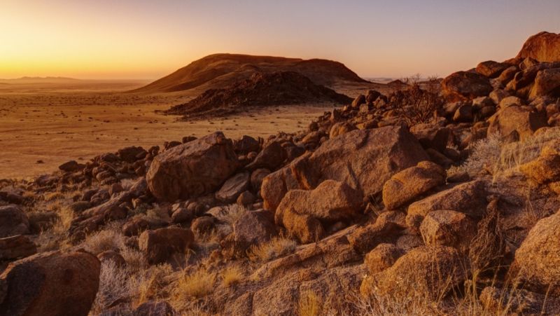 Moon Mountain Lodge: Luxury Lodge in Sossus North